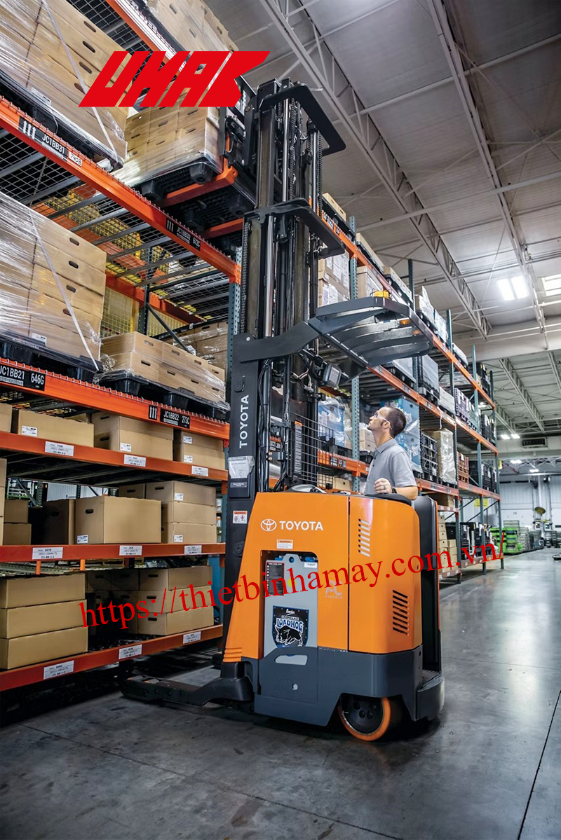 Overview of Electric Reach Trucks